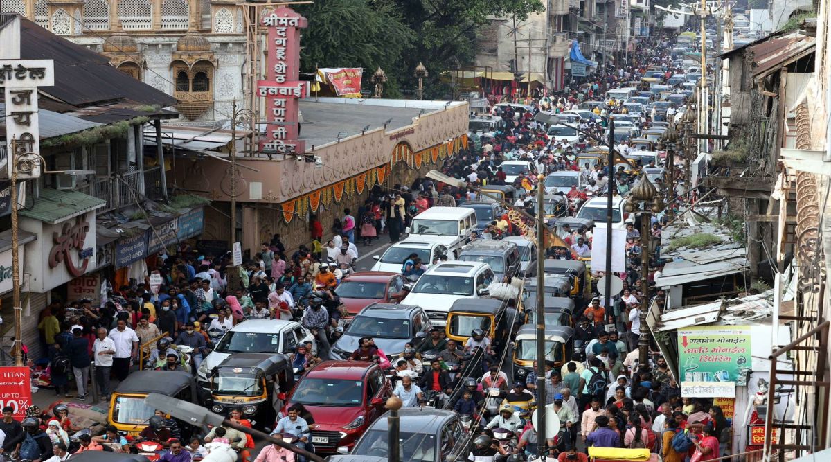 Traffic congestion Minister Chandrakant Patil order traffic not clear ... Traffic congestion Minister Chandrakant Patil order traffic not clear ...