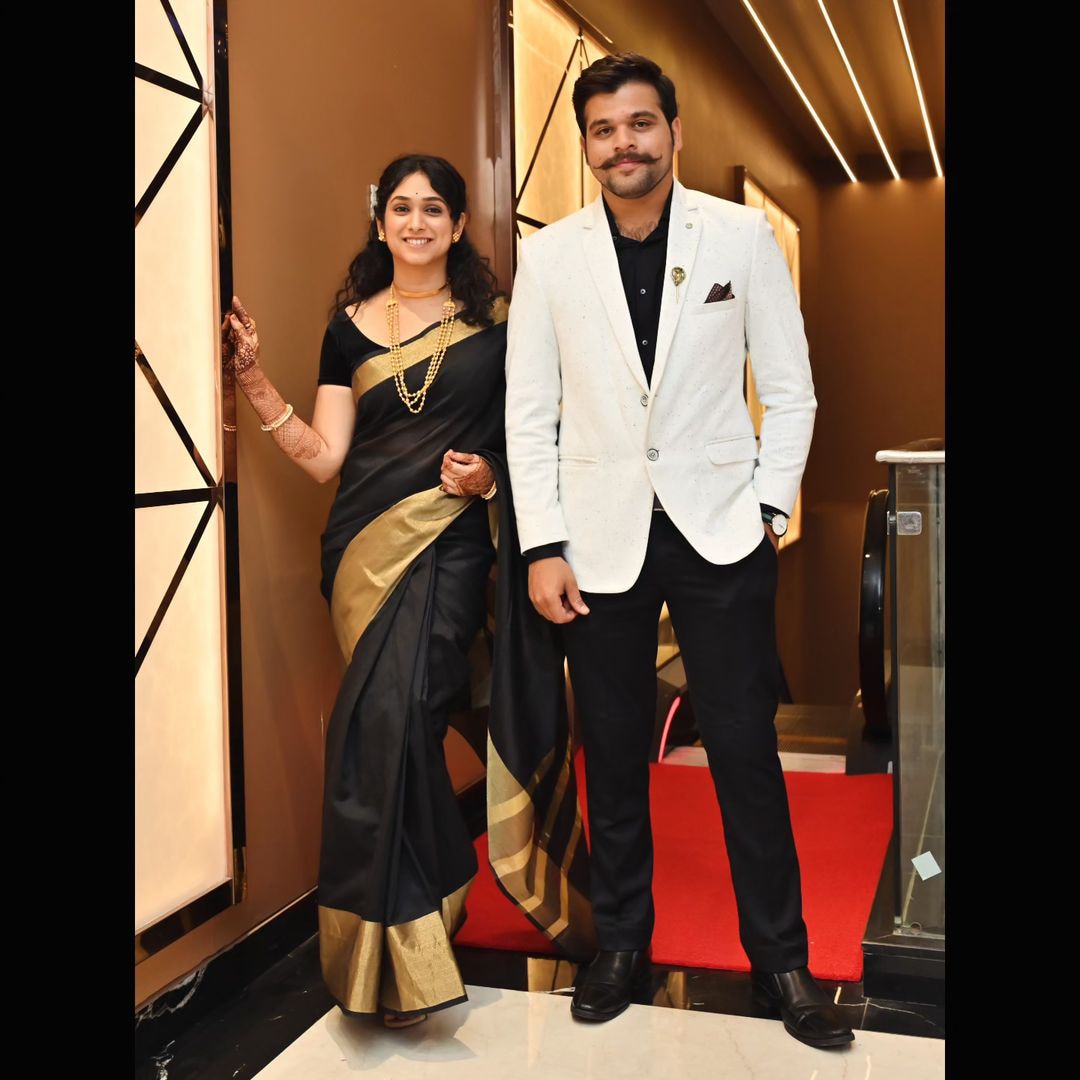 Photos: 'नवरदेव बीएस्सी अ‍ॅग्री' फेम प्रियदर्शनी इंदलकर-क्षितीश दातेच्या फोटोशूटवर नेटकऱ्यांकडून ...