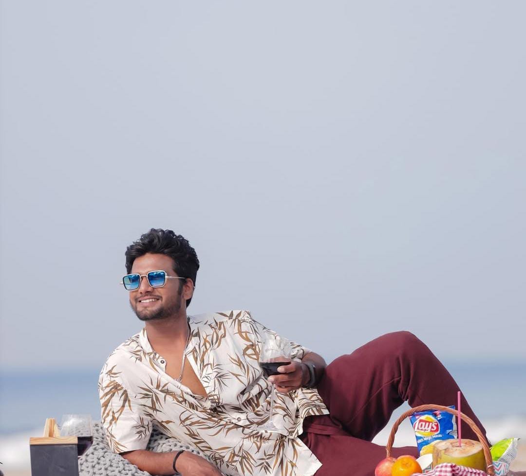 maharashtrachi hasya jatra fame rohit mane new thar car actors caption got attention see photos ...